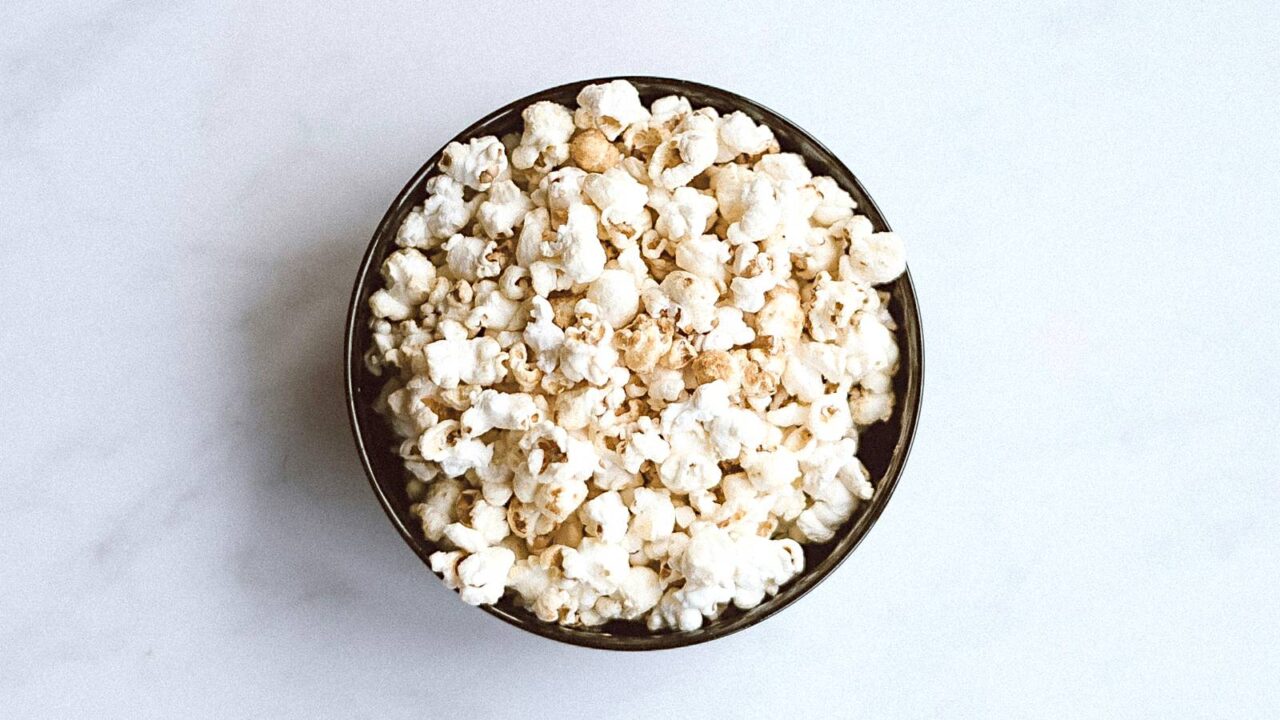 The 20 Best Clean, No-Mess Snacks for Playing Cards and Board Games ...